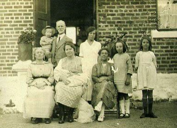 Photograph of John Sherriff with family and friends taken early 1920s - find a grave dot com.jpg ...